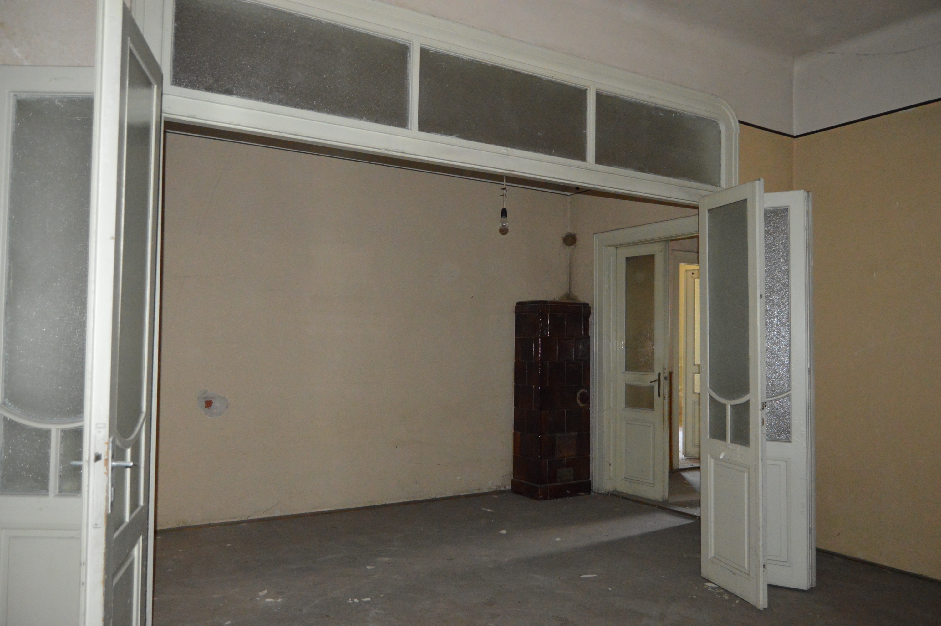 Cladire istorica in centrul orasului | CasaRegal.ro