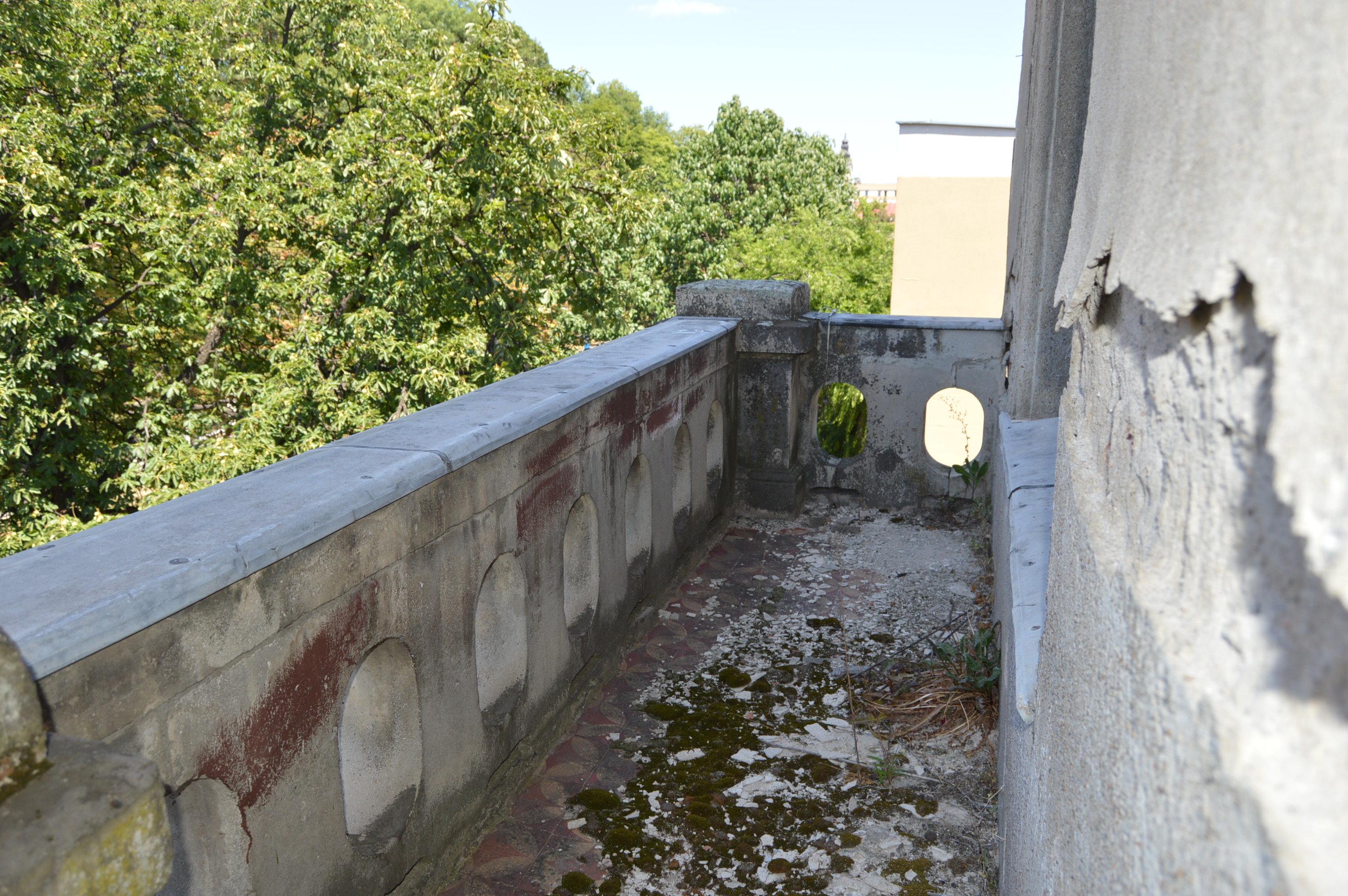 Cladire istorica in centrul orasului | CasaRegal.ro